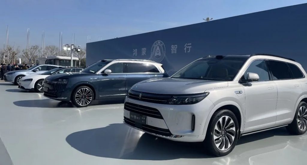 ファーウェイ、新型EV「AITO M9」を発表 最新鋭のスマートドライビング技術を結集 | 36Kr Japan | 最大級の中国テック・スタートアップ専門メディア